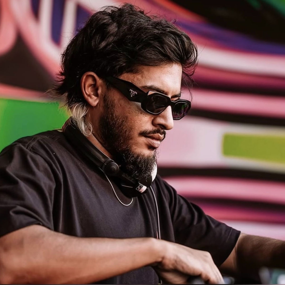 Invasion Songs streamen | RTL+