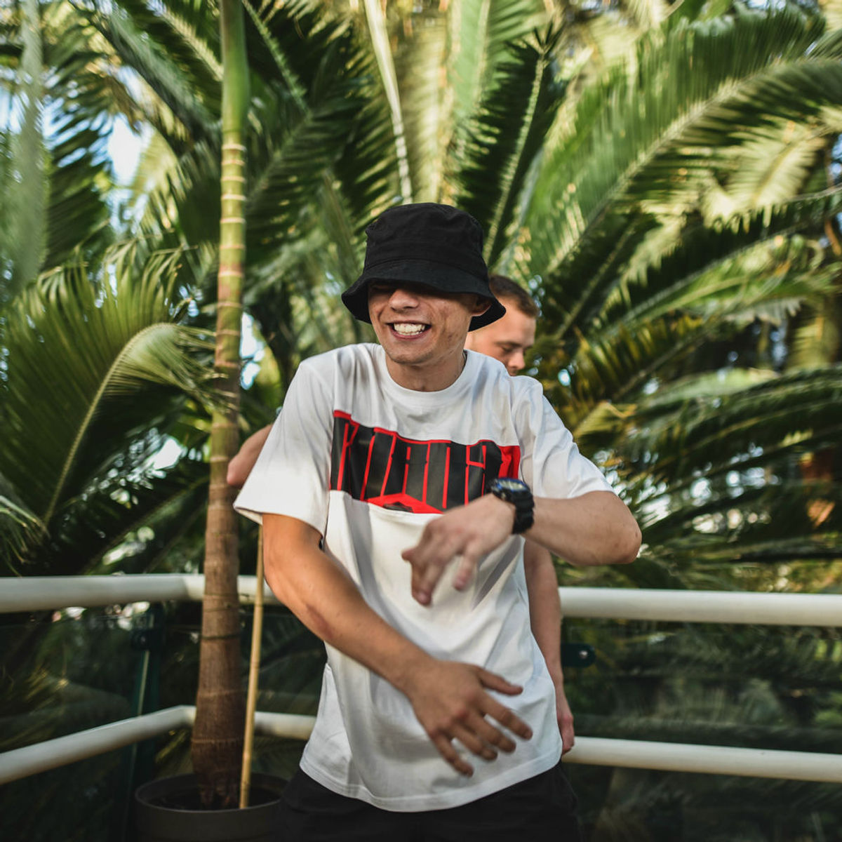 Intruz Songs streamen | RTL+