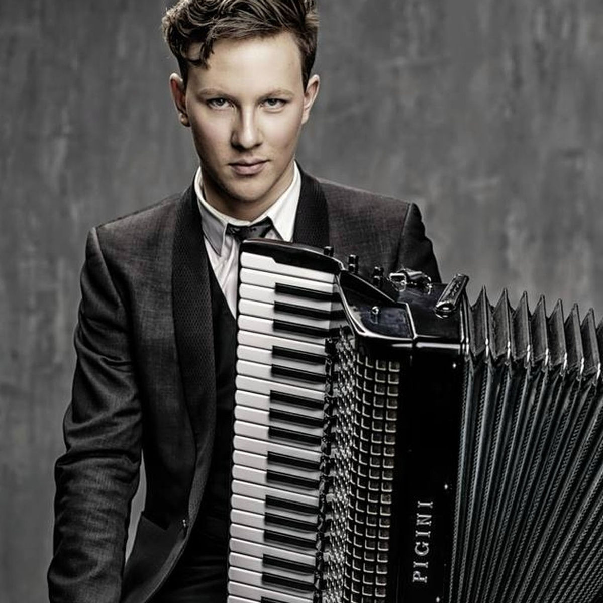 Martynas Songs streamen | RTL+