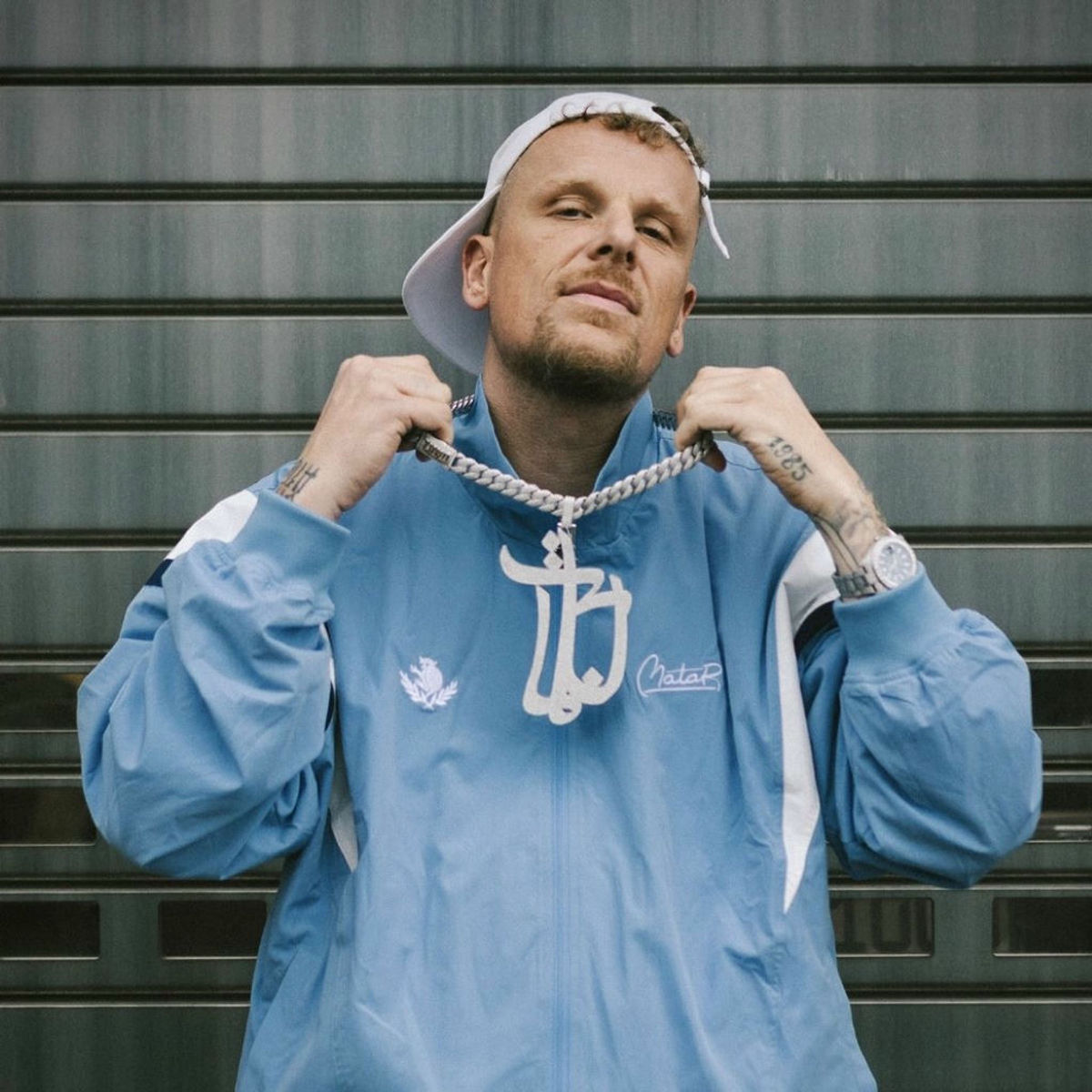 Bonez MC – Songs, Alben & mehr im Stream | RTL+