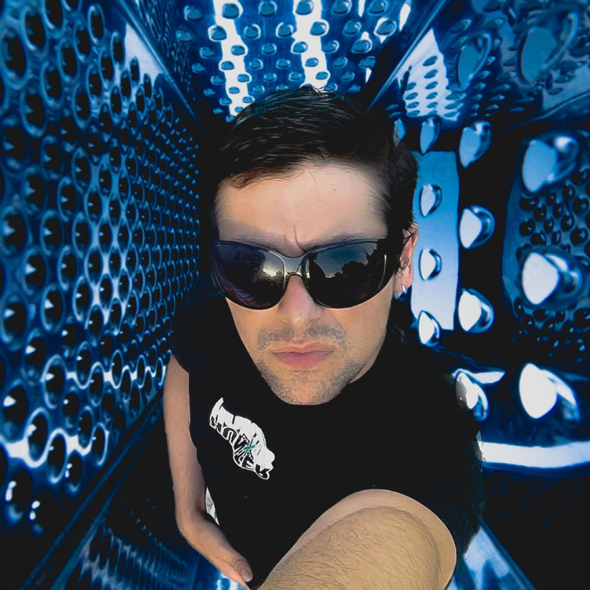 Elior Songs streamen | RTL+