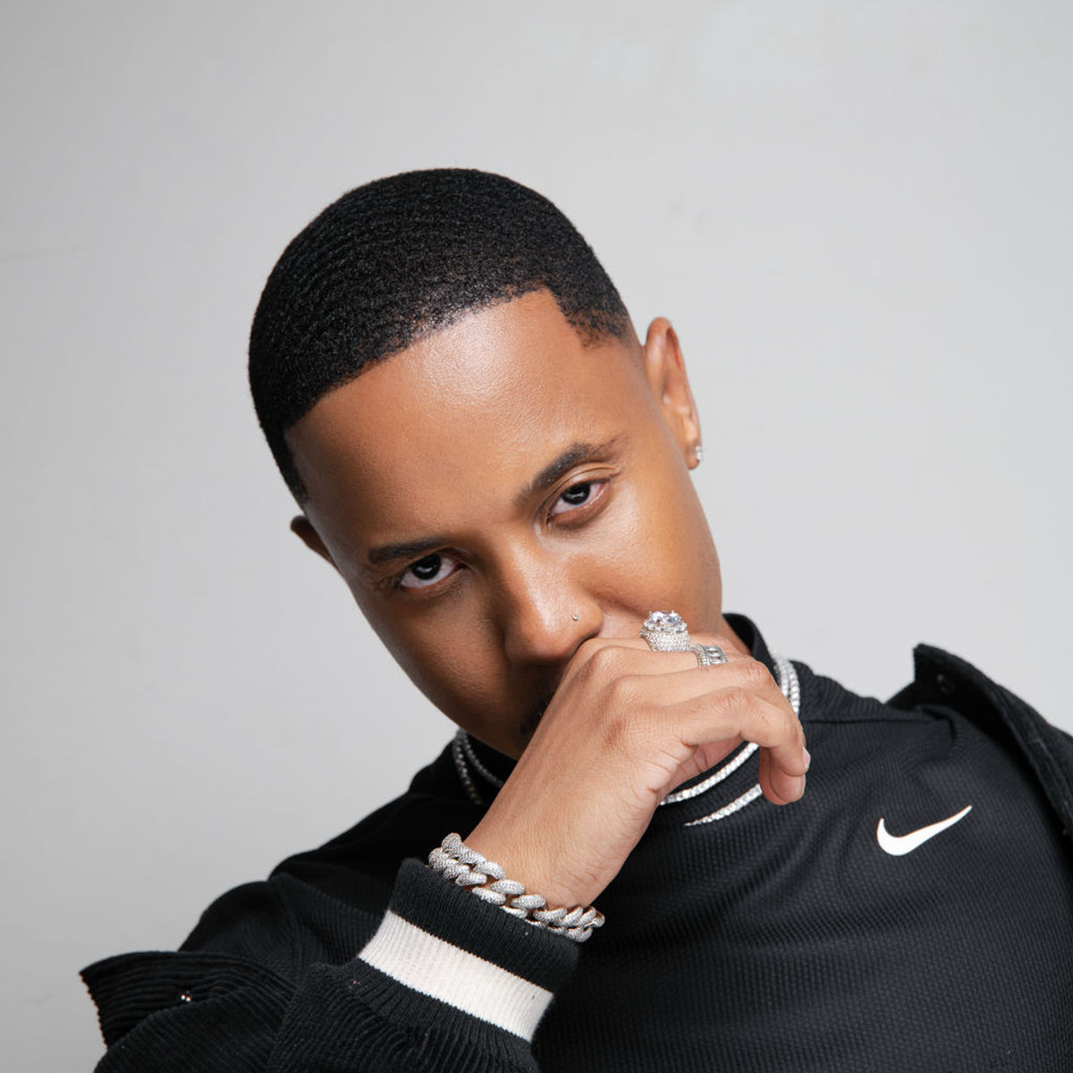 Felo Le Tee Songs streamen | RTL+