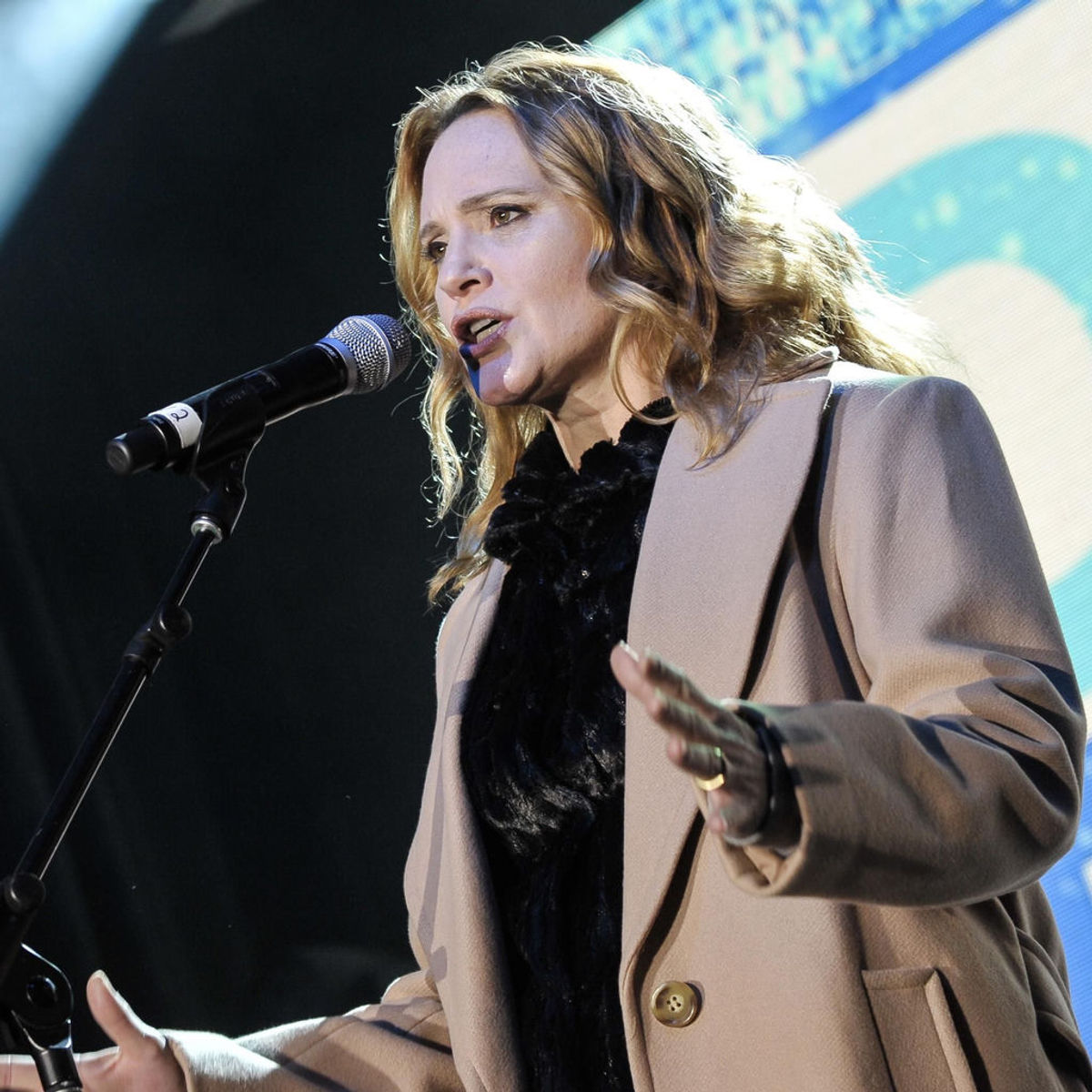 Jennifer Laura Thompson Songs streamen | RTL+