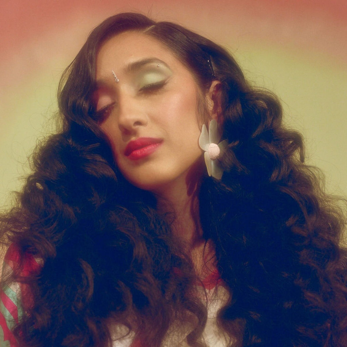 Raveena Songs streamen | RTL+