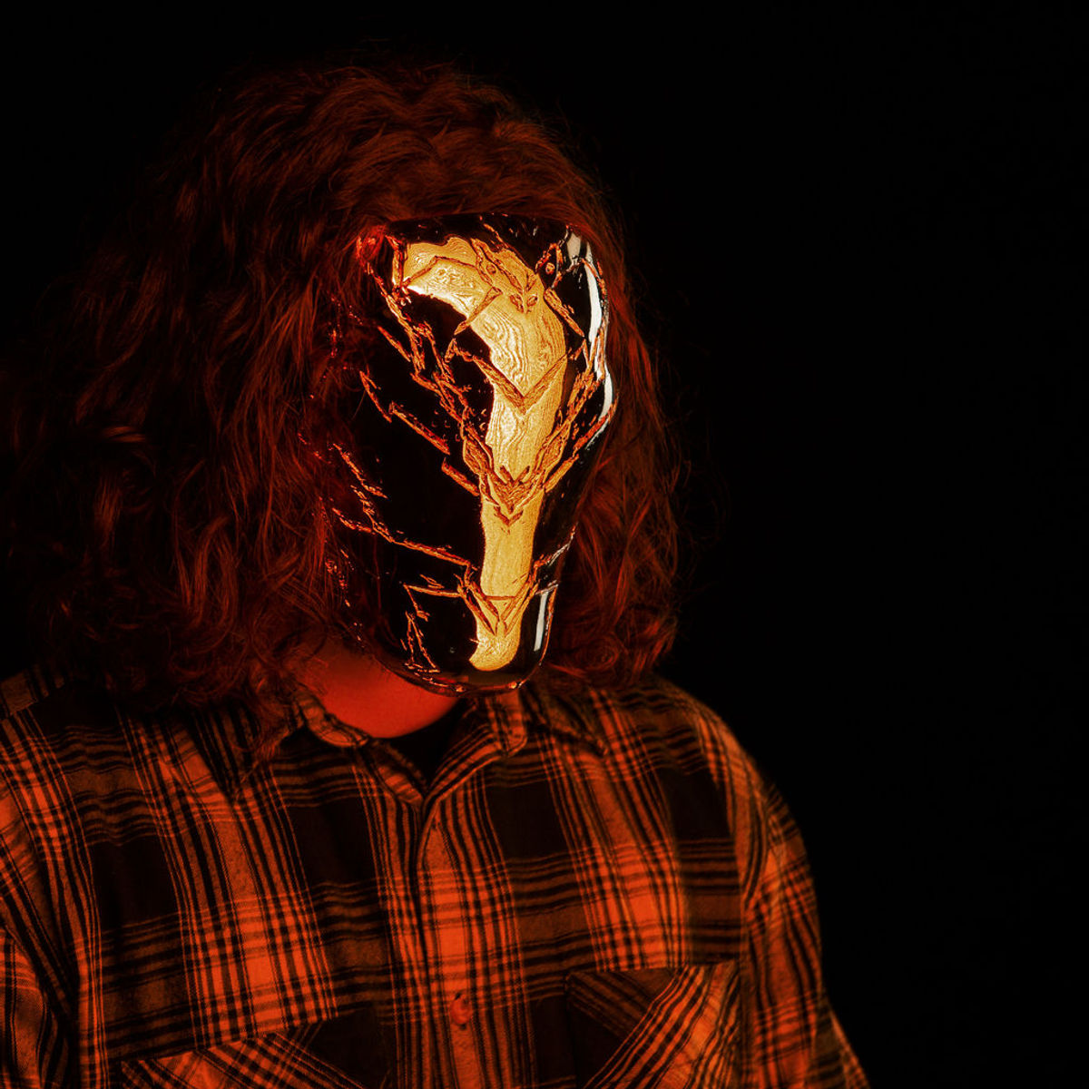 Golden Features Songs streamen | RTL+