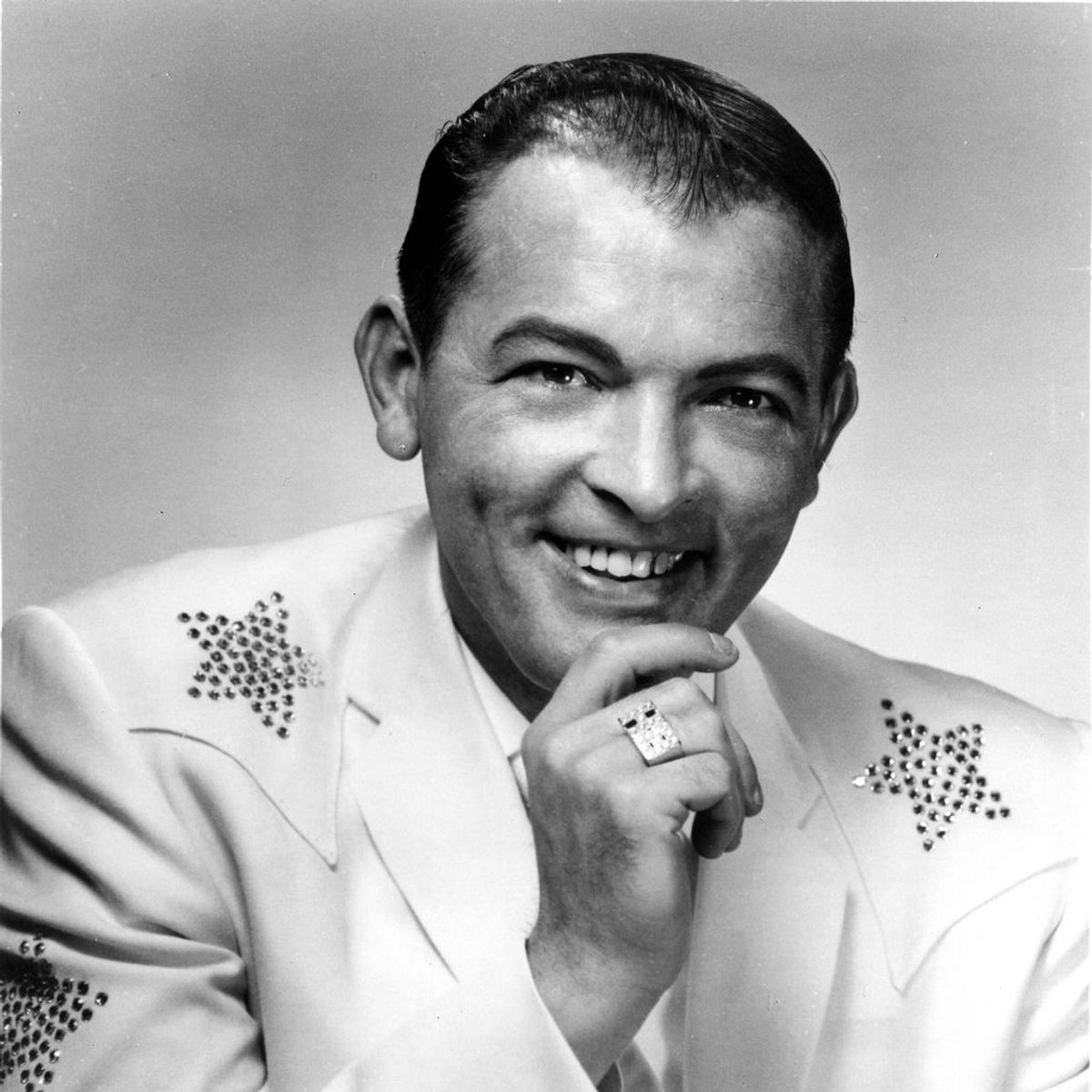 Bobby Helms Songs streamen | RTL+