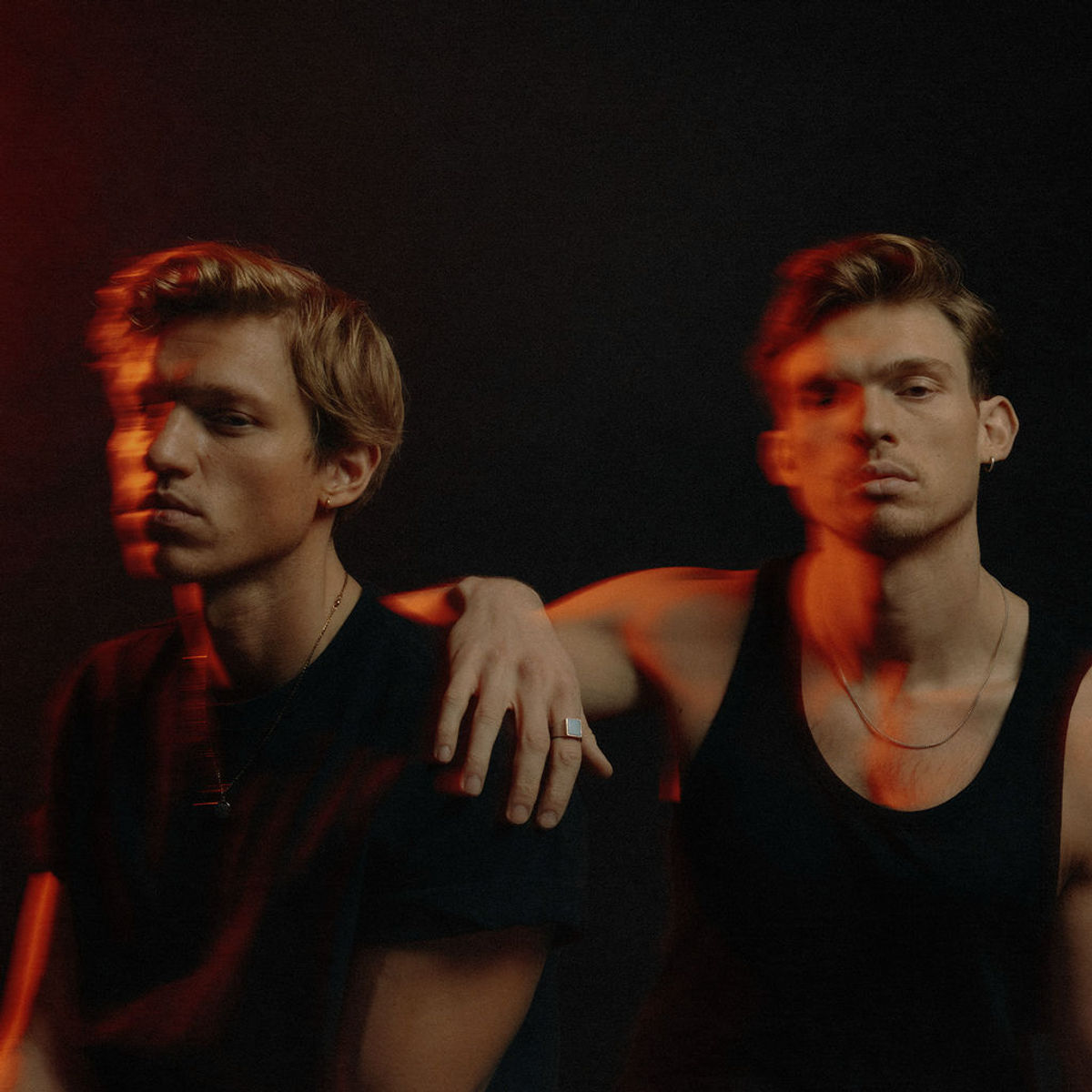 FAST BOY Songs streamen | RTL+