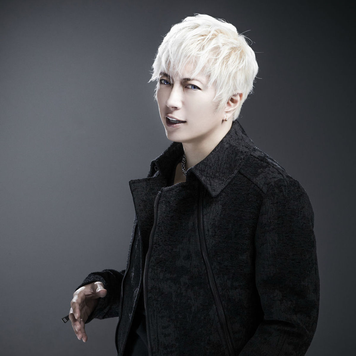 GACKT Songs streamen | RTL+