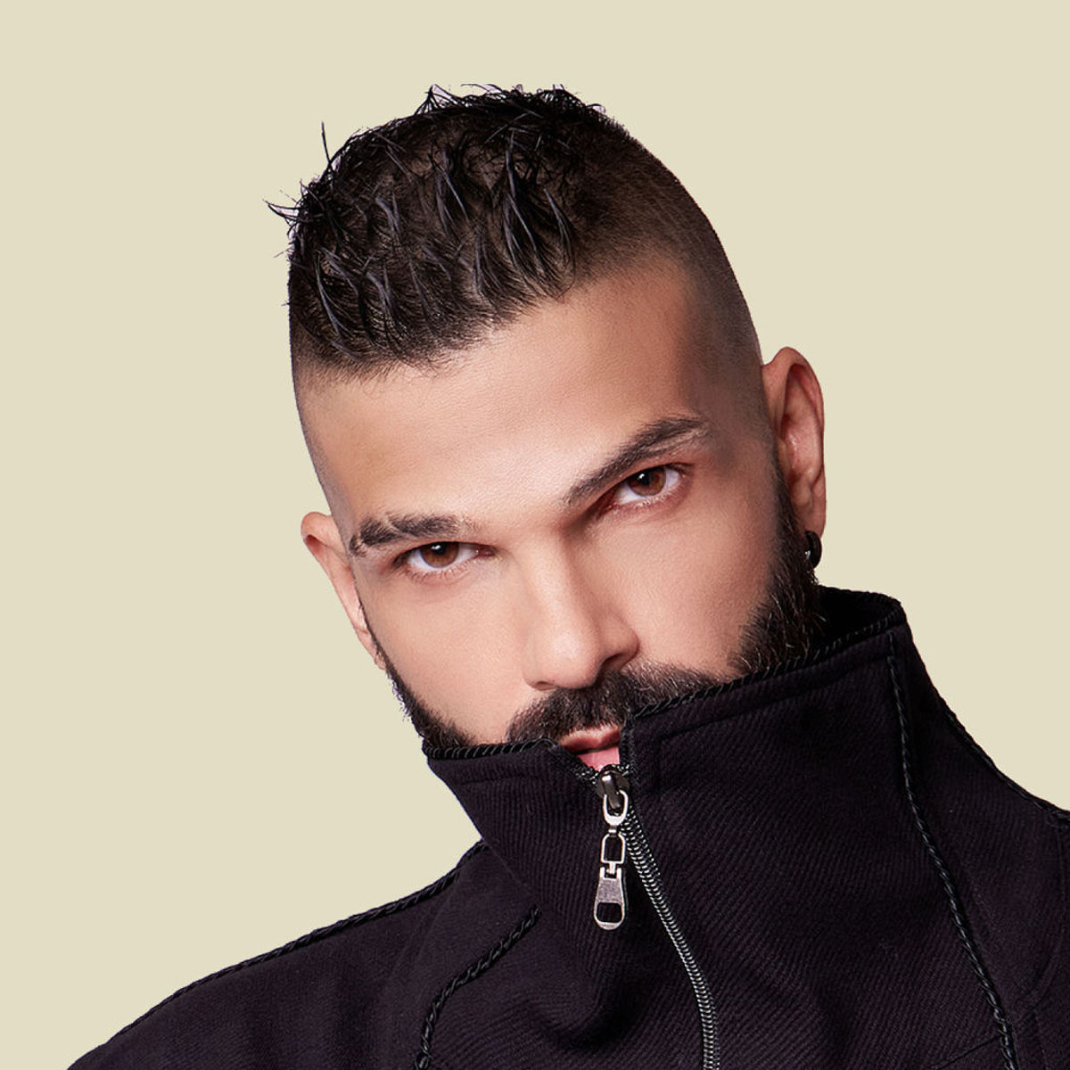 Mike Massy Songs streamen | RTL+