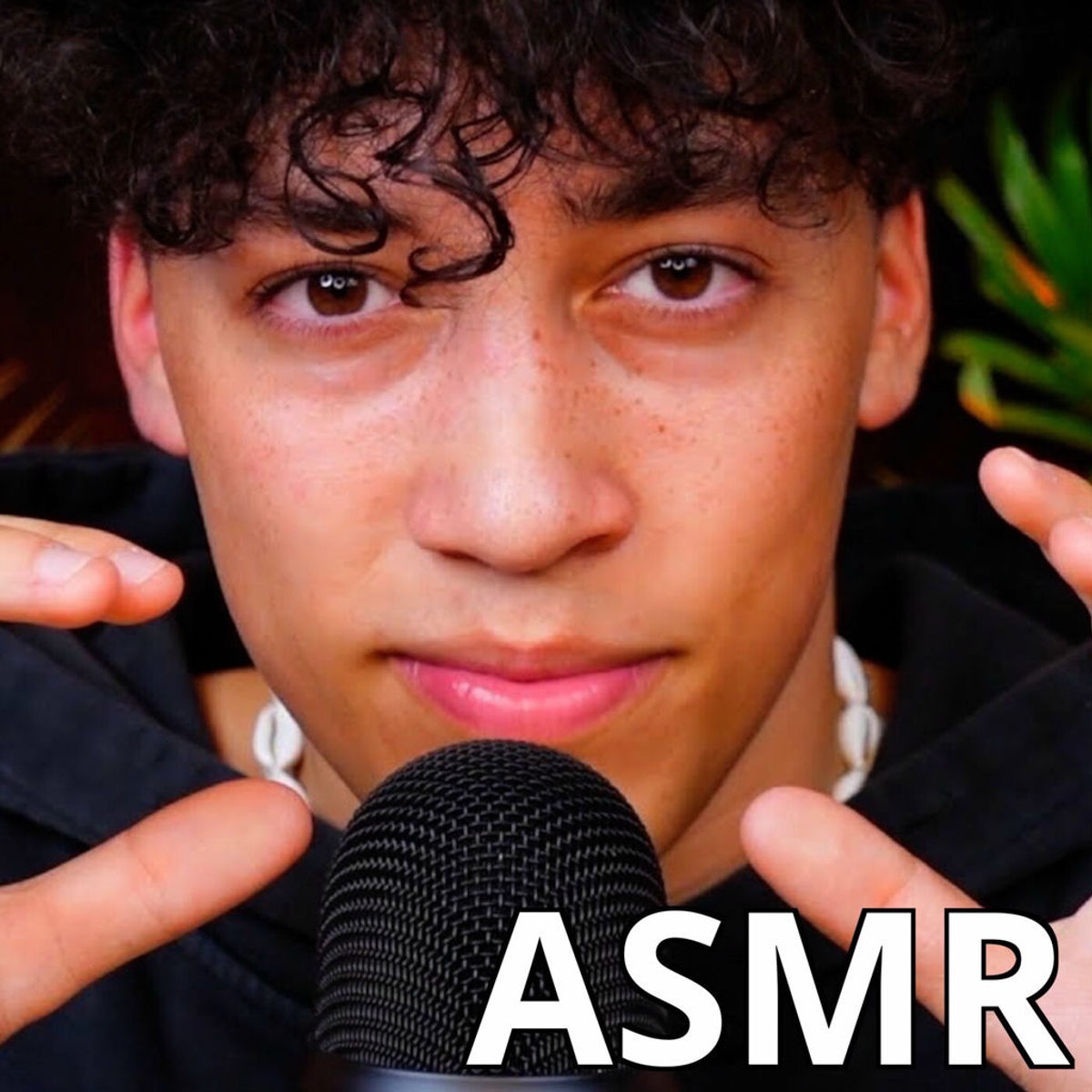 ASMR Justin Songs streamen | RTL+