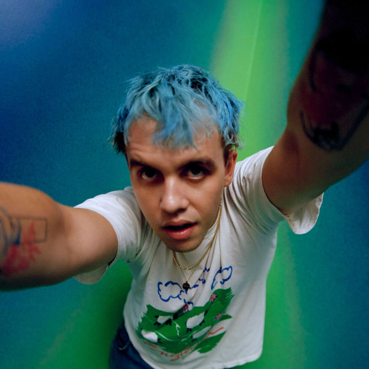 Les Louanges Songs streamen | RTL+