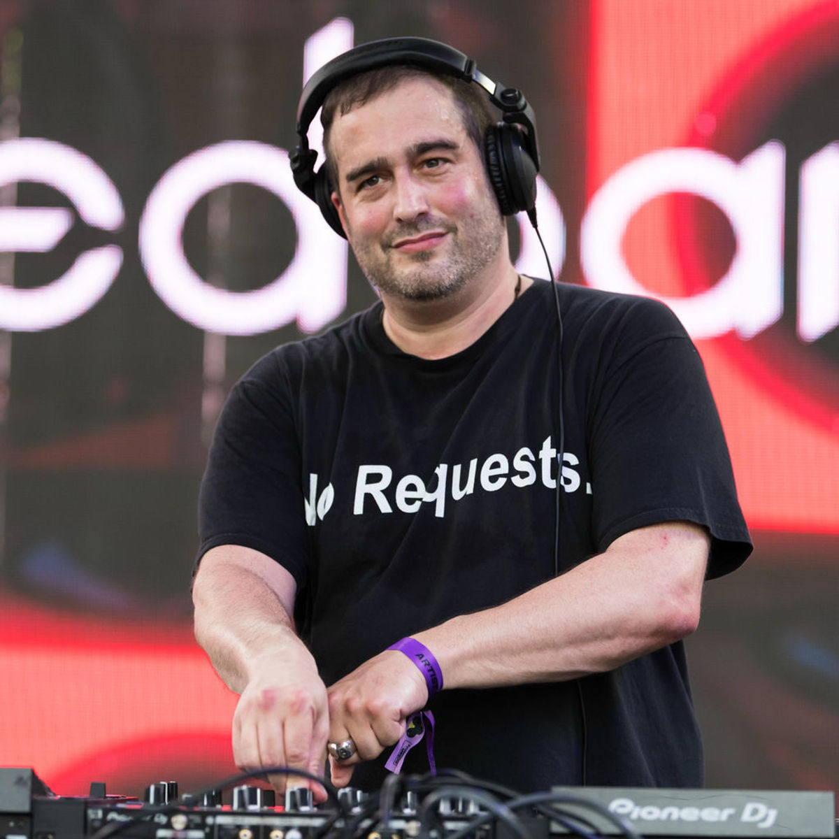 Todd Edwards Songs streamen | RTL+