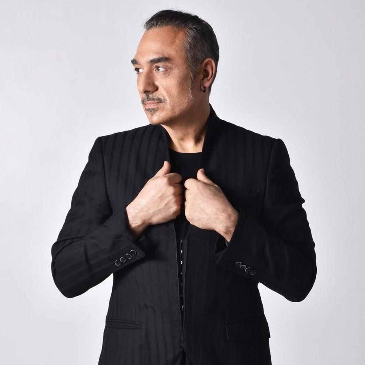 Notis Sfakianakis Songs streamen | RTL+