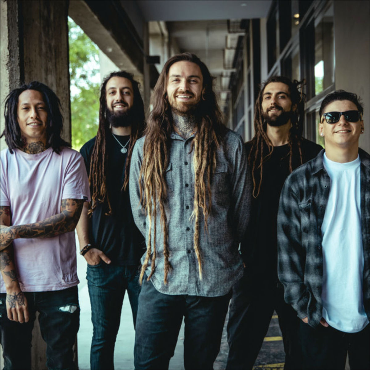 Iya Terra Songs streamen | RTL+