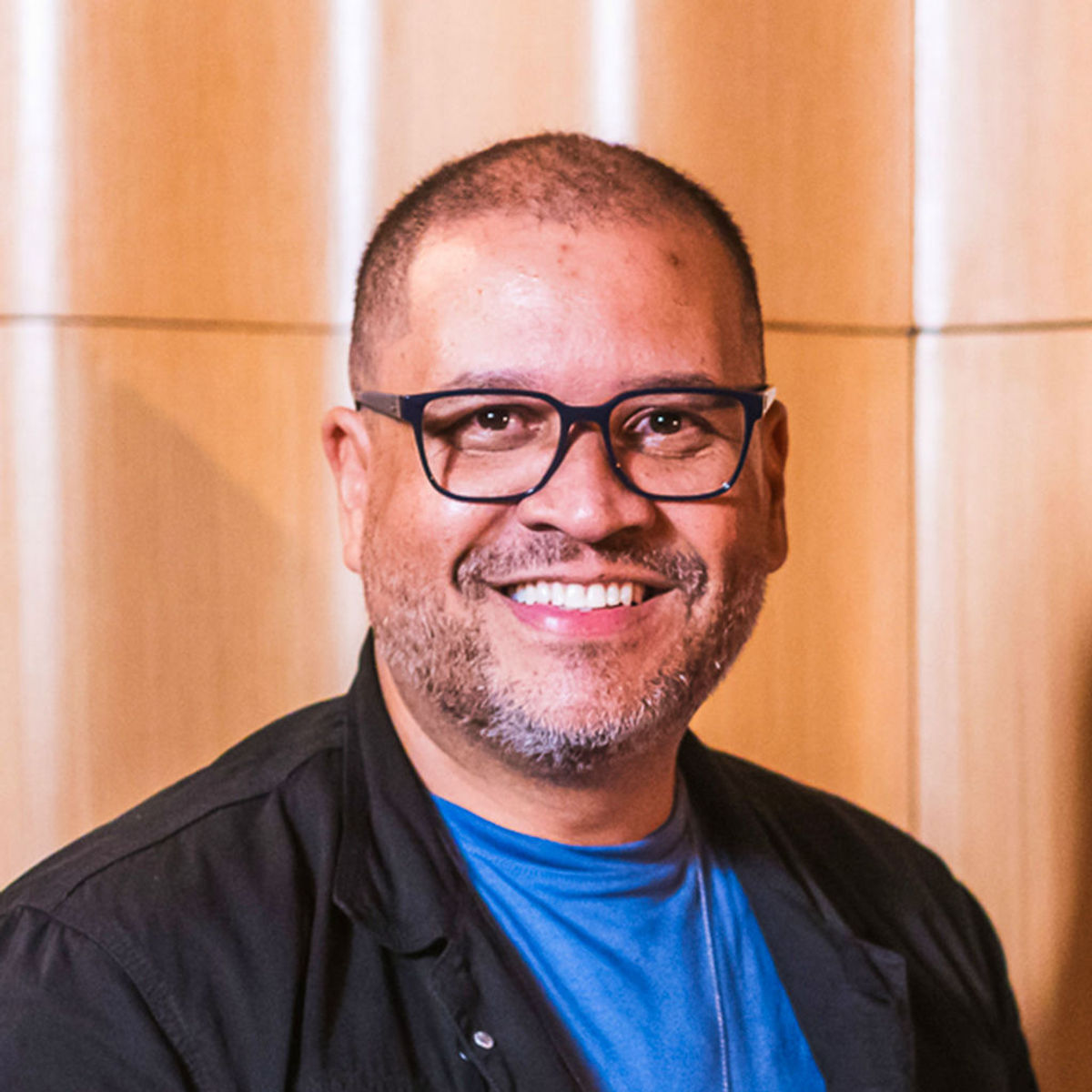 Adelso Freire Songs streamen | RTL+