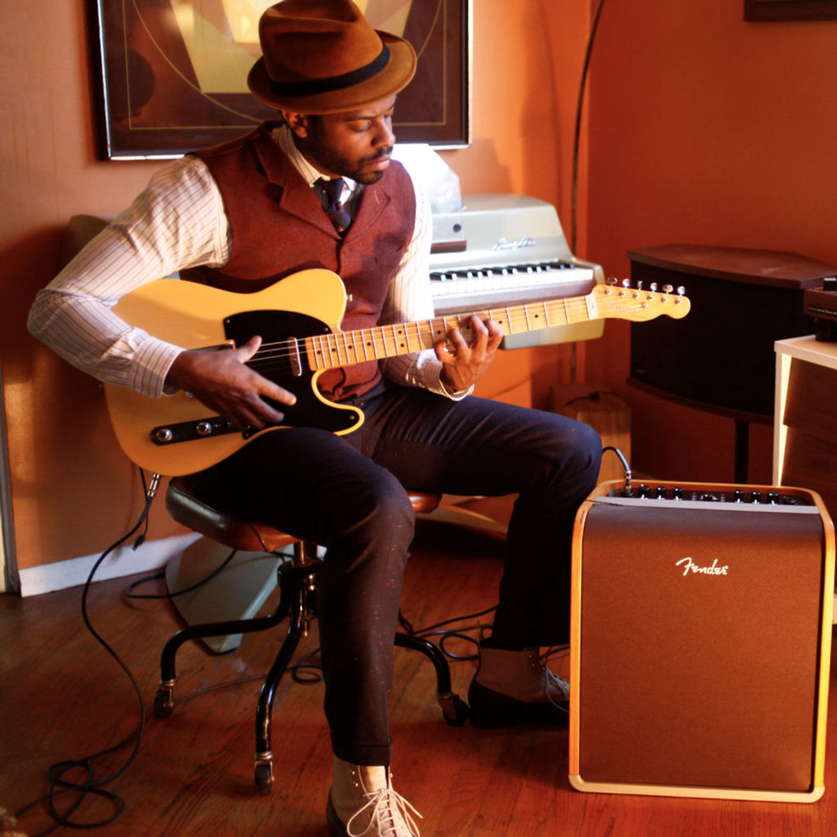 Adrian Younge Songs streamen | RTL+