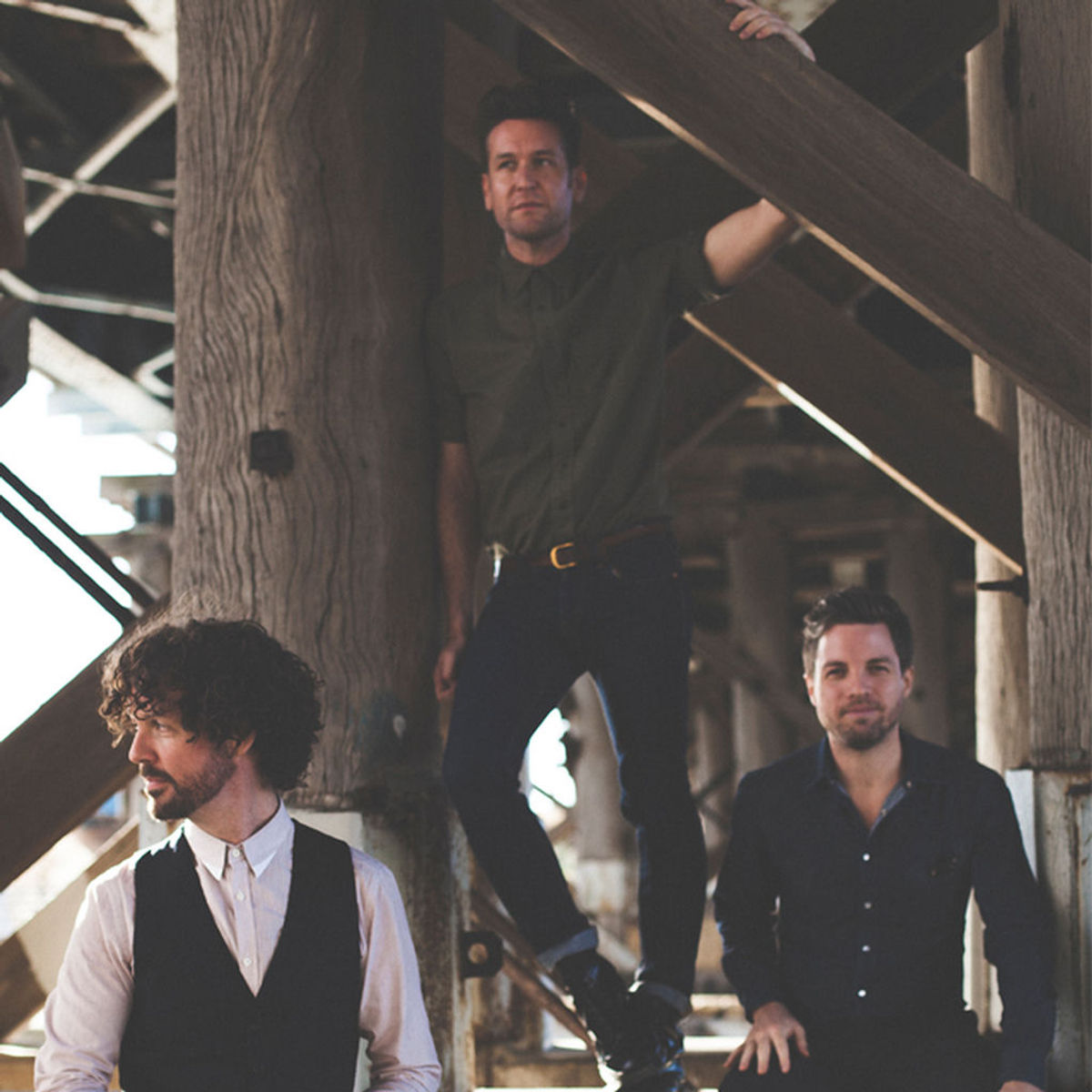 Eskimo Joe Songs streamen | RTL+