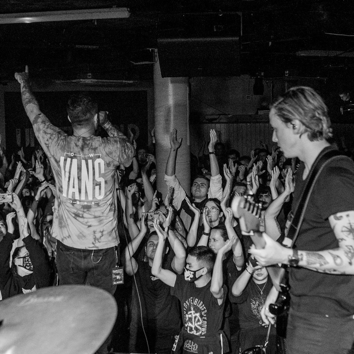 Siamese Songs streamen | RTL+