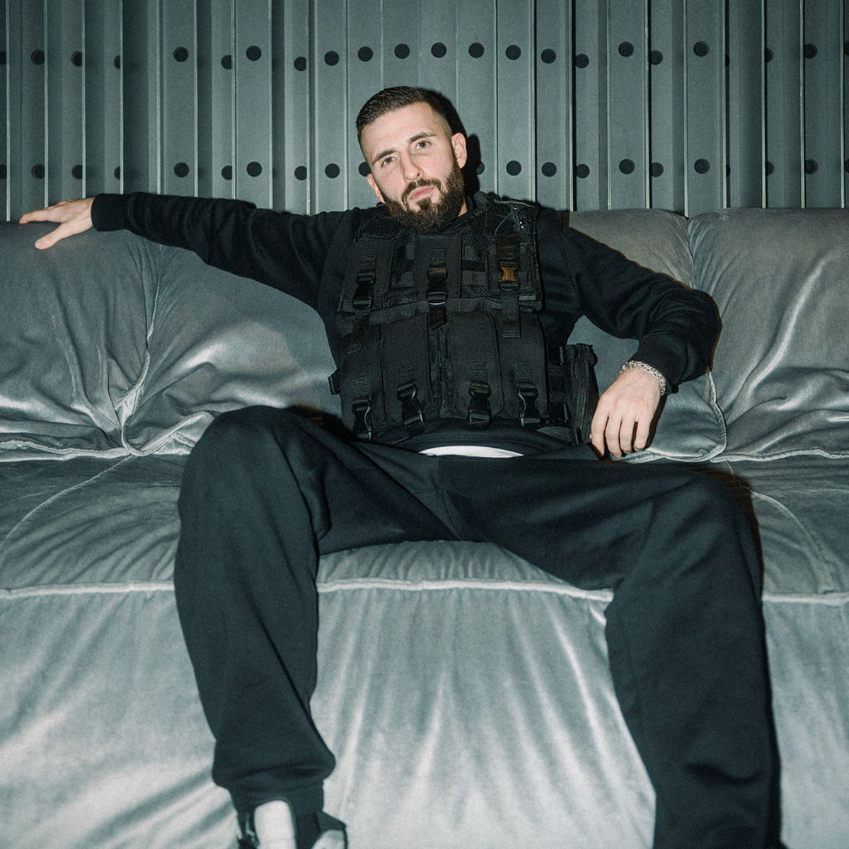 Mc Hero Songs streamen | RTL+