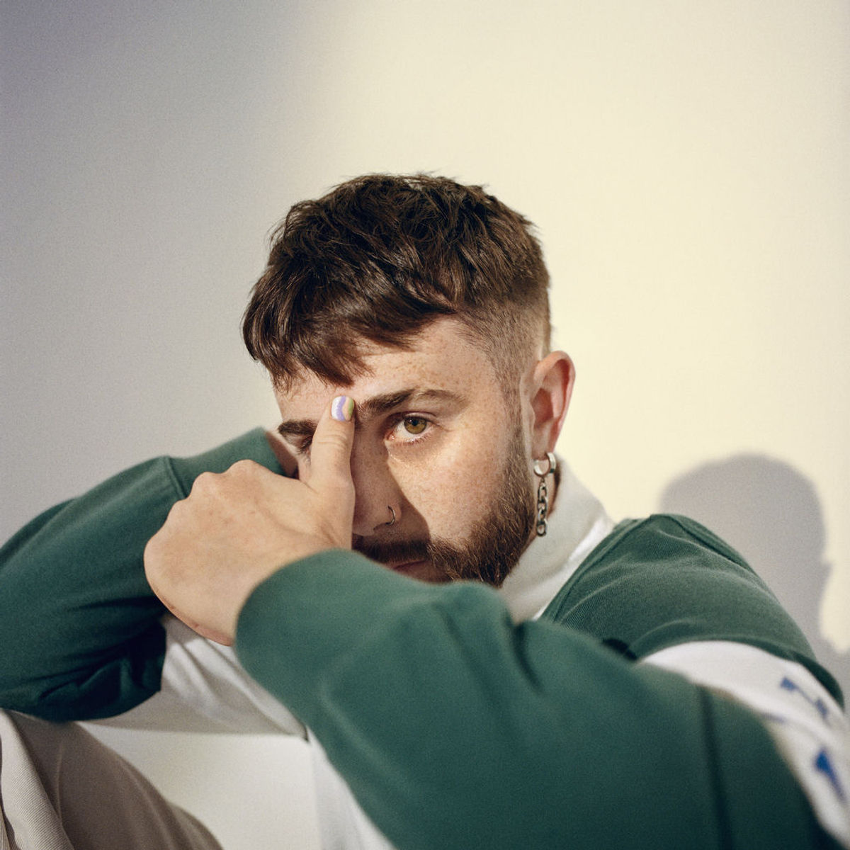Sam Tompkins Songs streamen | RTL+