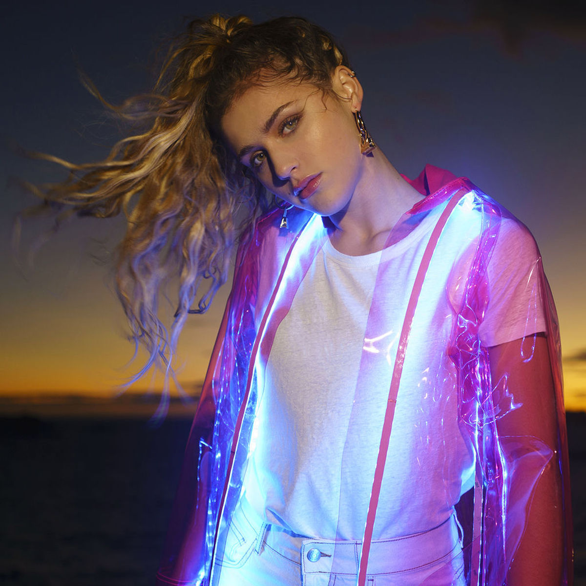 Lou Songs streamen | RTL+