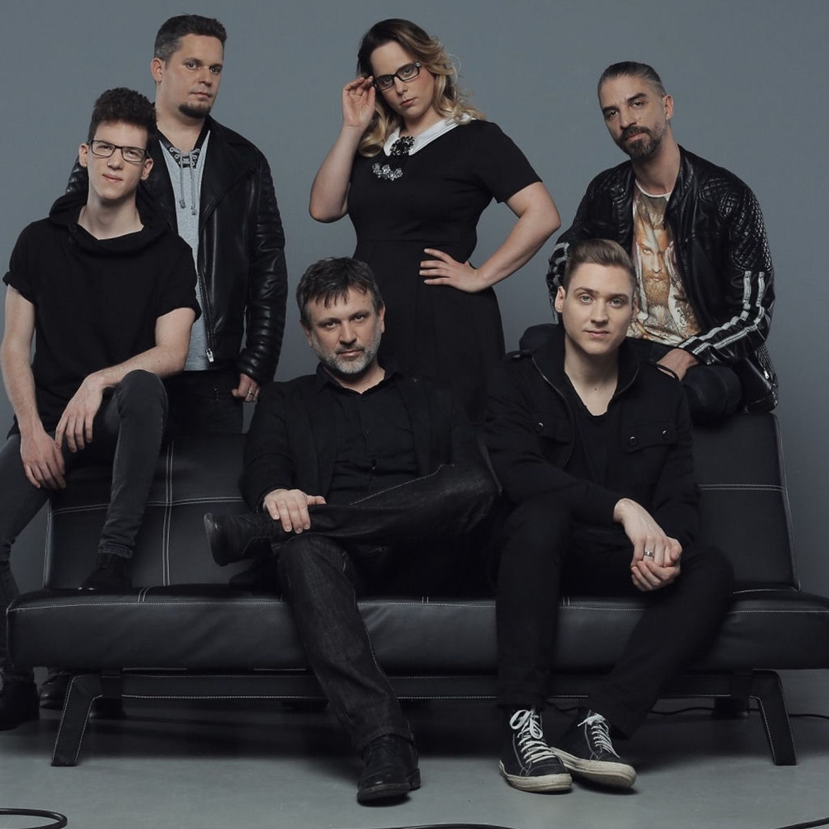 HoneyBeast Songs streamen | RTL+