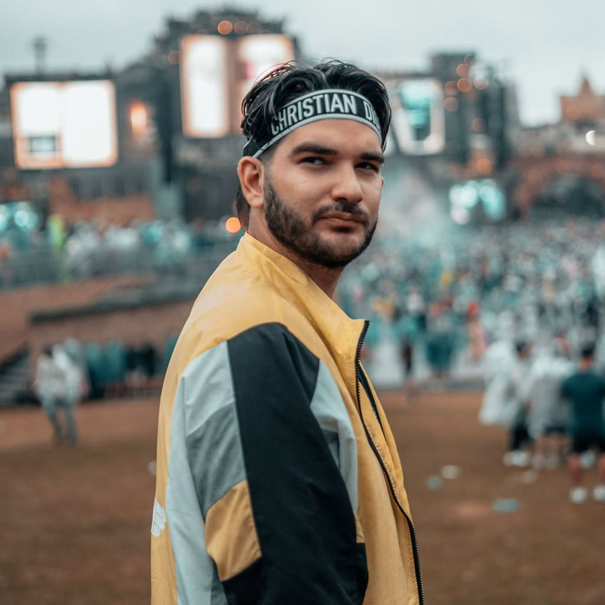 Angemi Songs streamen | RTL+