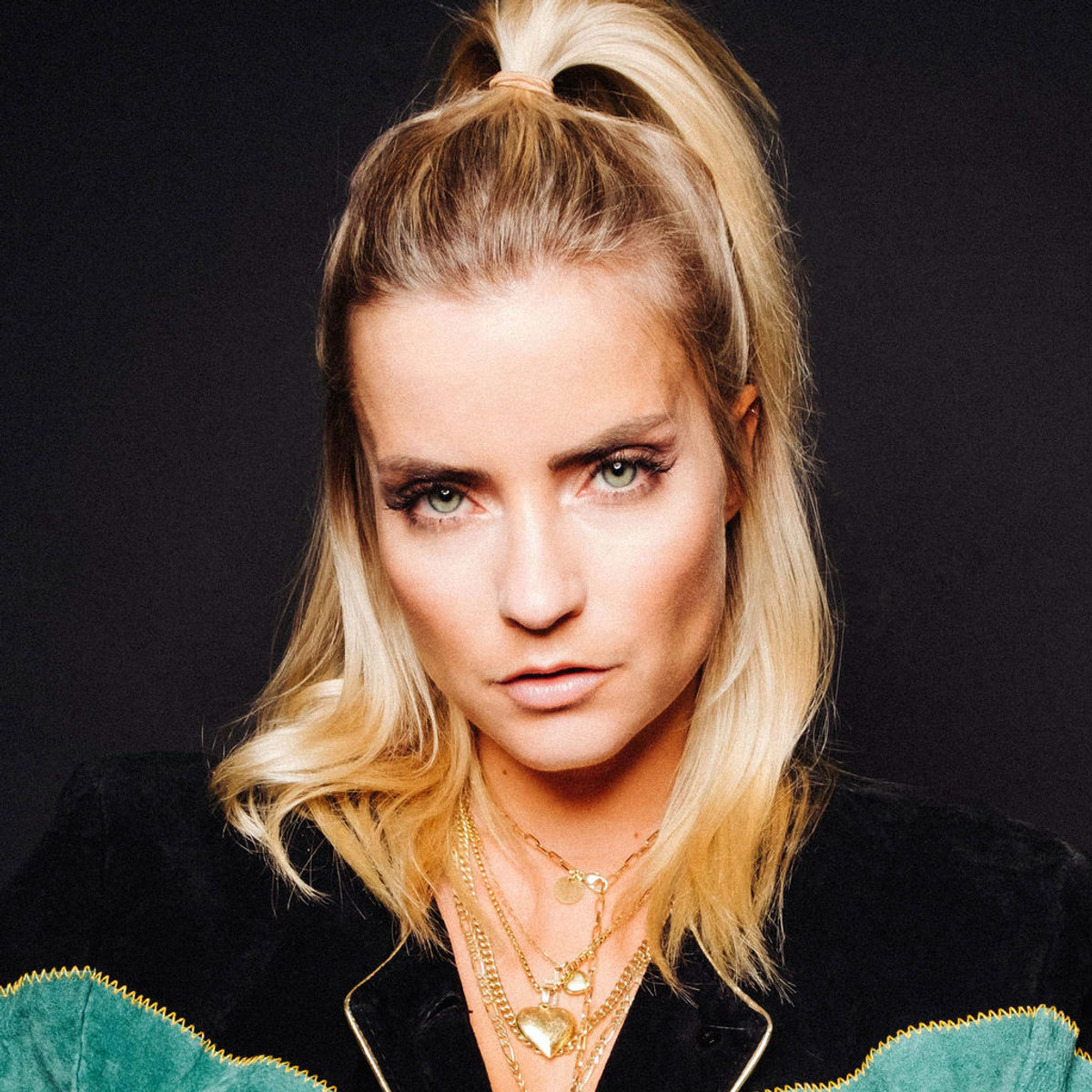 LOVRA Songs streamen | RTL+