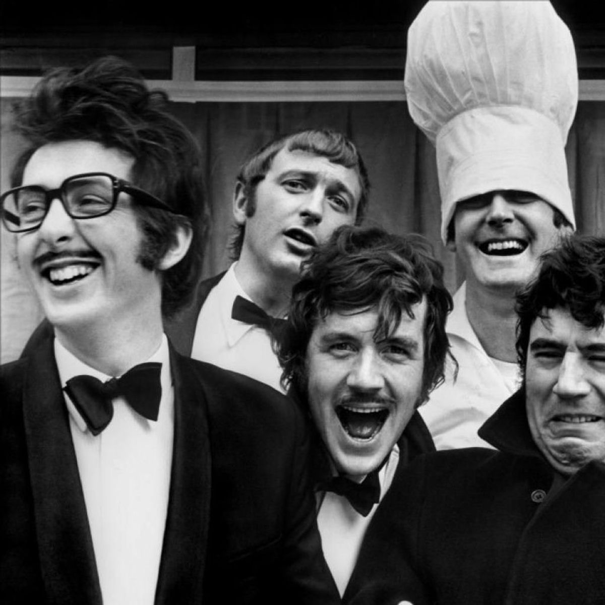Monty Python Songs streamen | RTL+