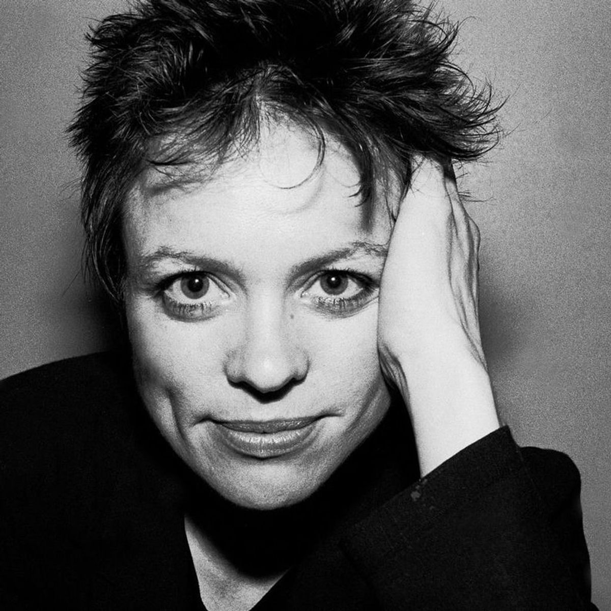 Laurie Anderson Songs streamen | RTL+