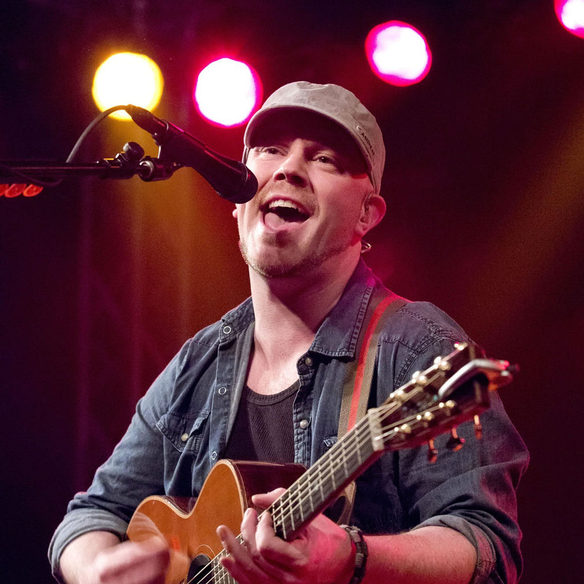 Ryan Sheridan Songs streamen | RTL+