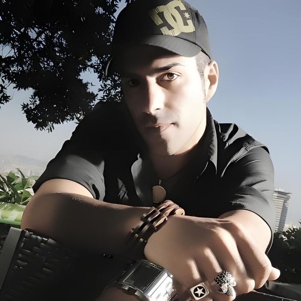 Kurd Maverick Songs streamen | RTL+