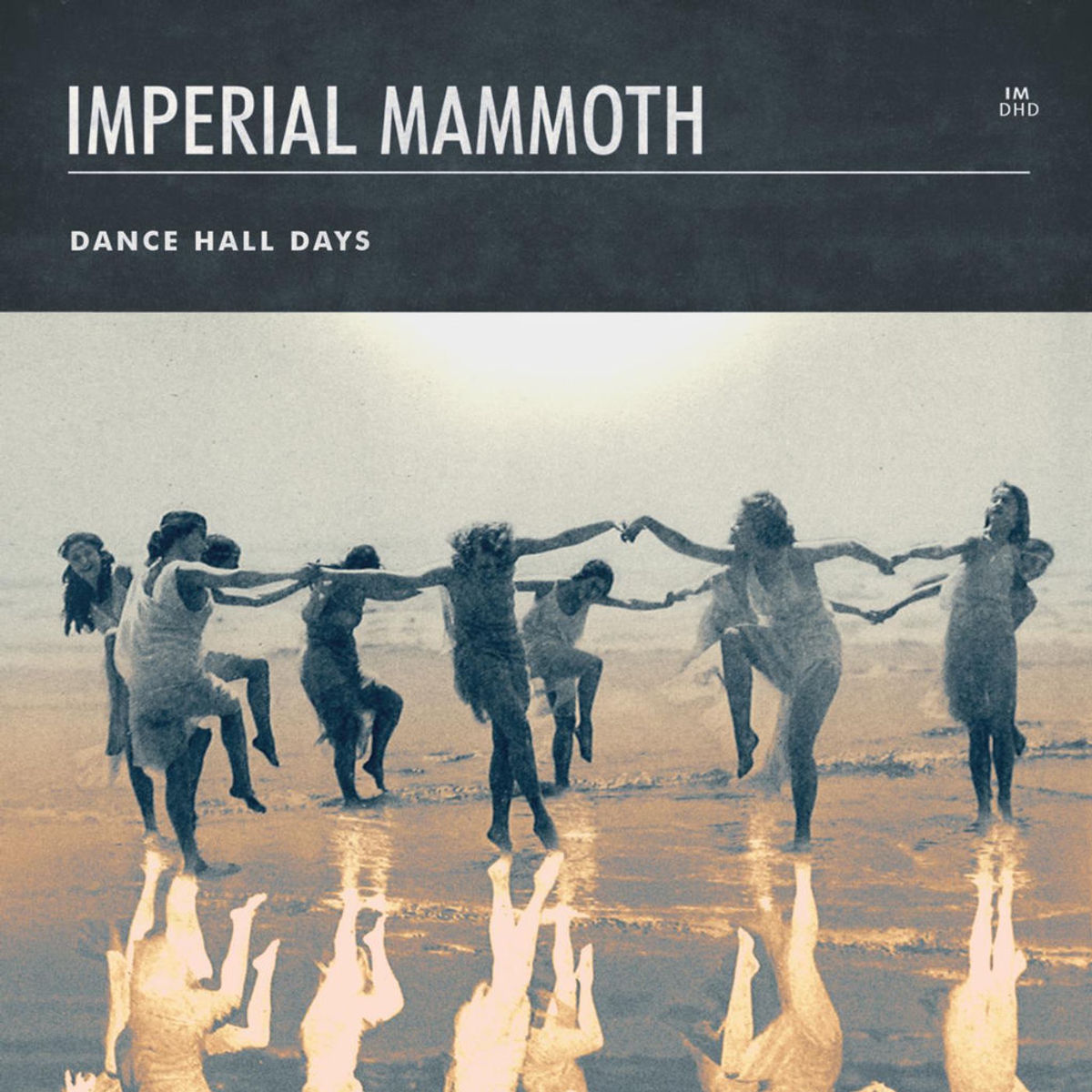 Imperial Mammoth Songs streamen | RTL+