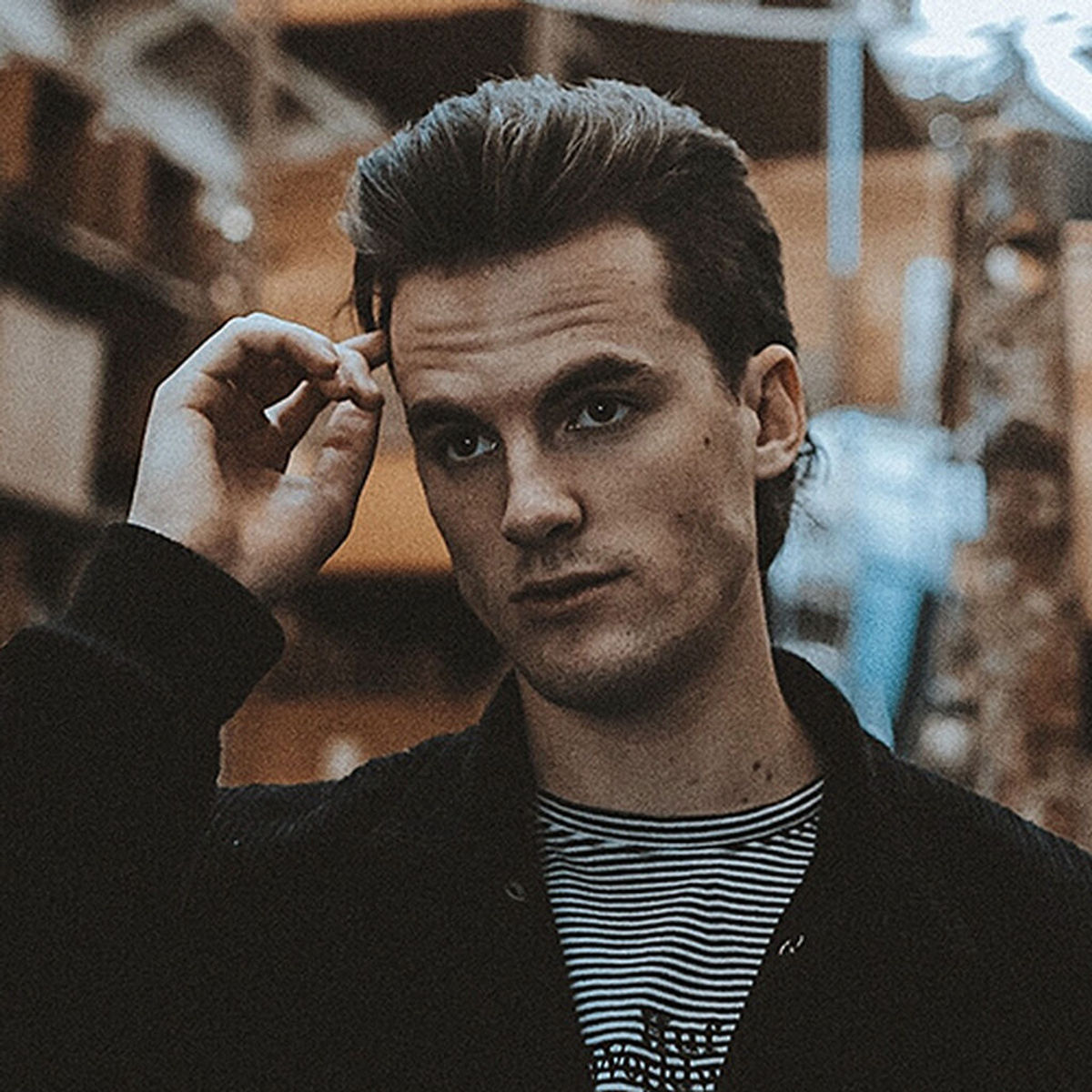 Devault Songs streamen | RTL+