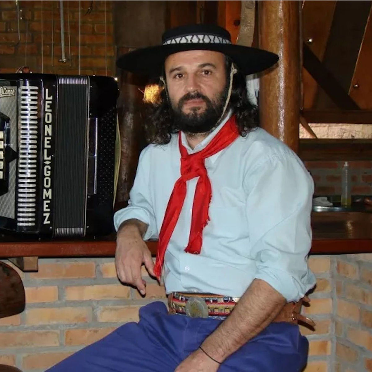 Leonel Gomez Songs streamen | RTL+