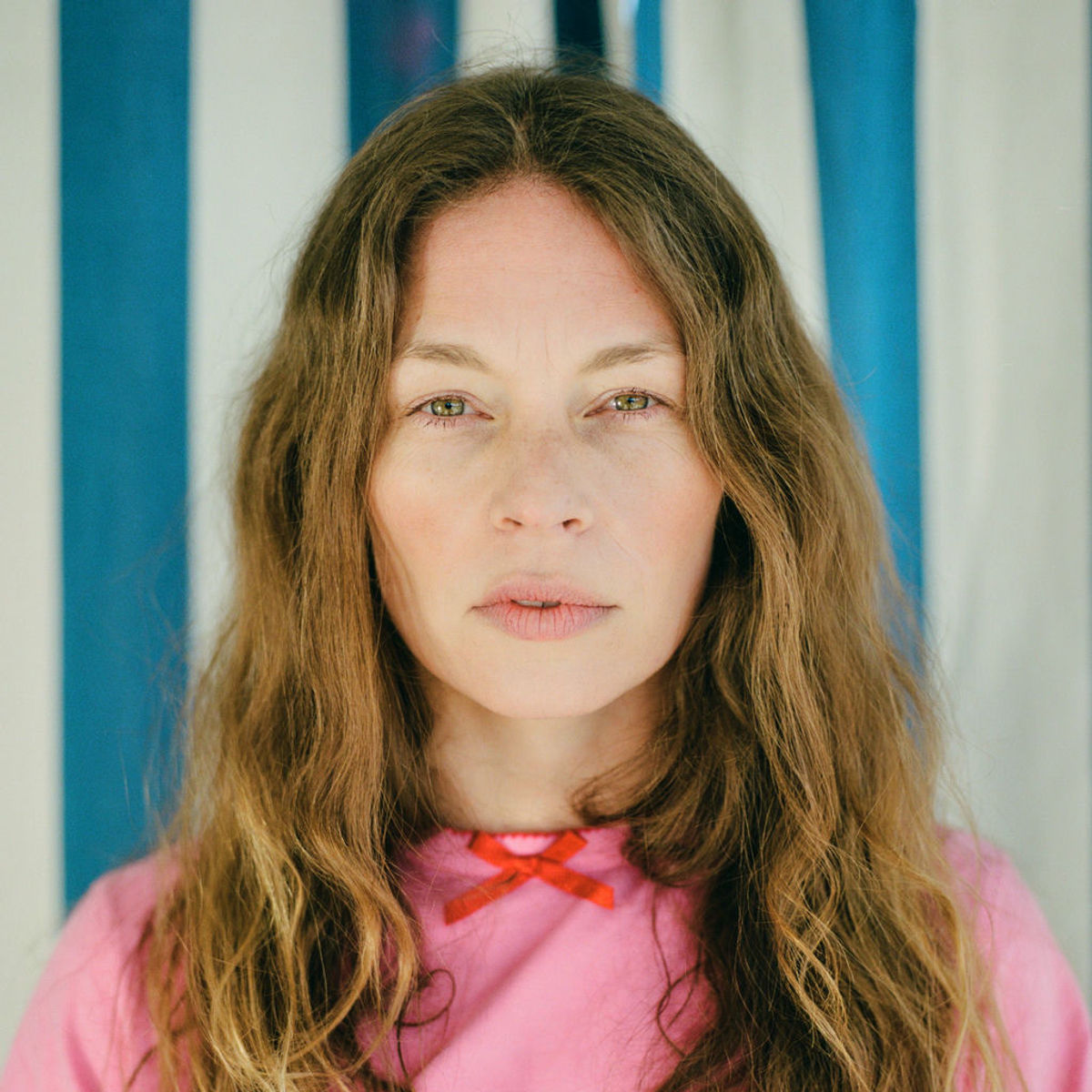 Anna Rossinelli Songs streamen | RTL+