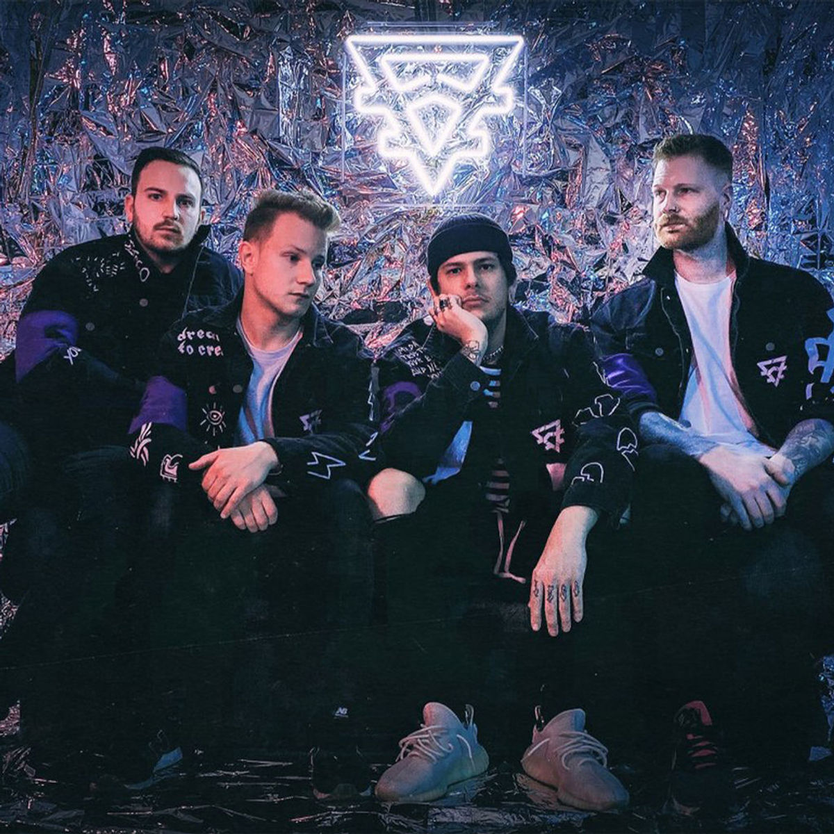 Alazka Songs streamen | RTL+